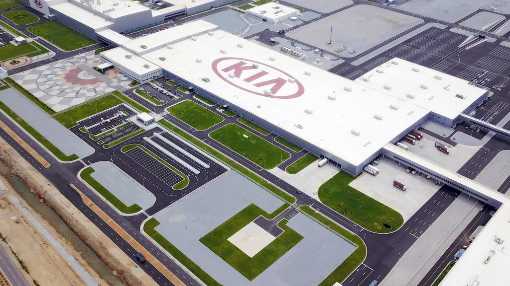 Conozca la nueva planta de producción de Kia Motors en India - Revista ...