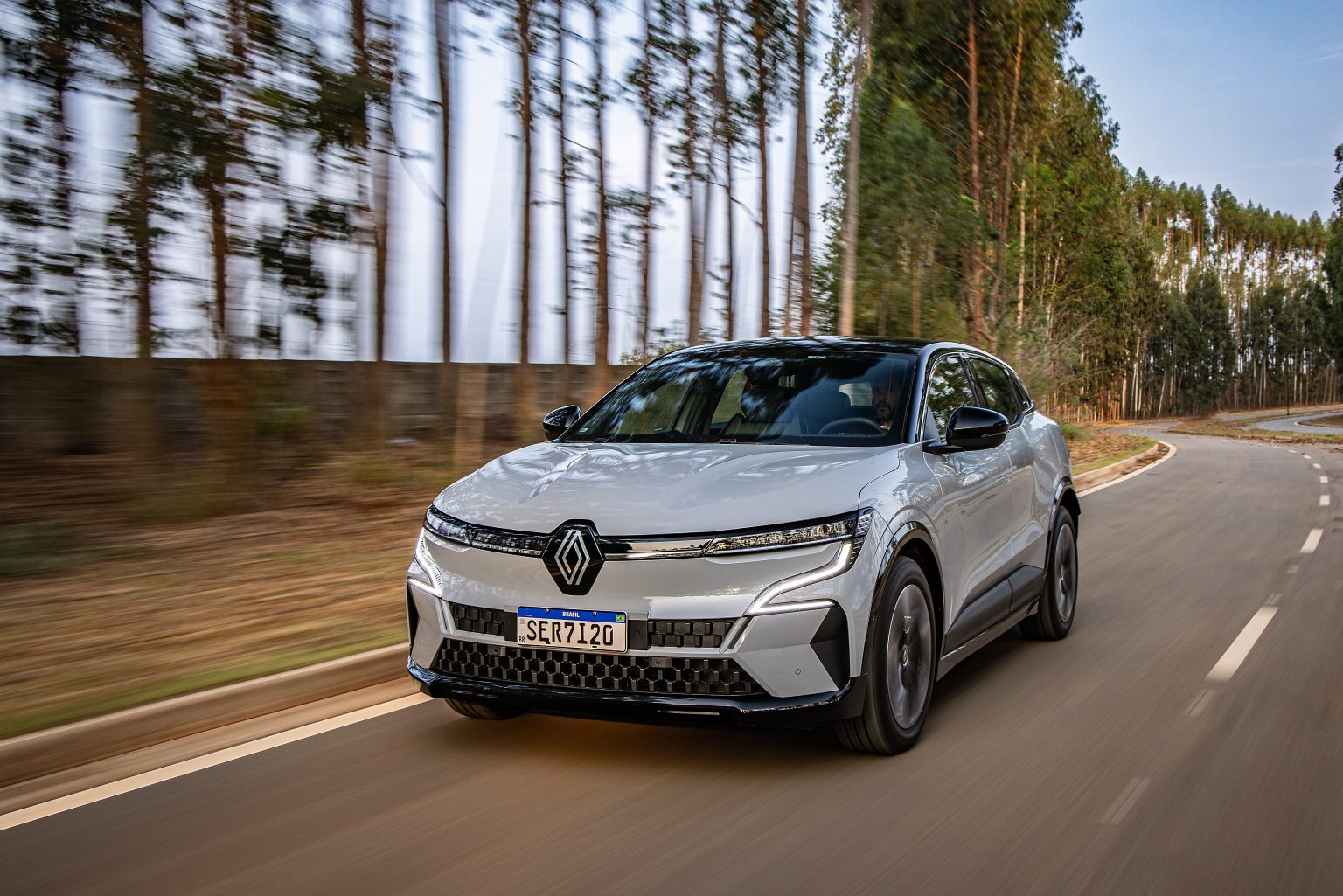Conozca lo mejor de Renault en el Salón del Automóvil 2023 - Revista ...