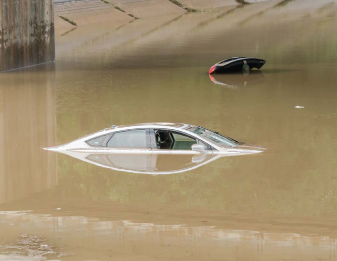 ¡INUNDADOS! CÓMO ATENDER UN VEHÍCULO EN ESTAS CONDICIONES - Revista ...