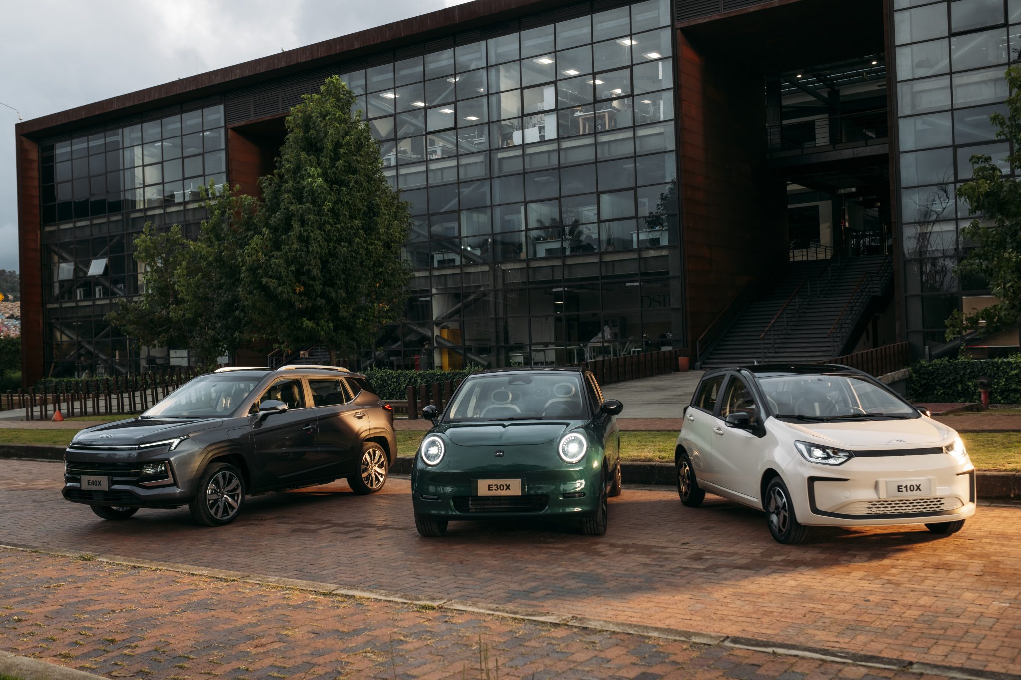 Autocom fortalece su presencia en Colombia con nuevos concesionarios de ...